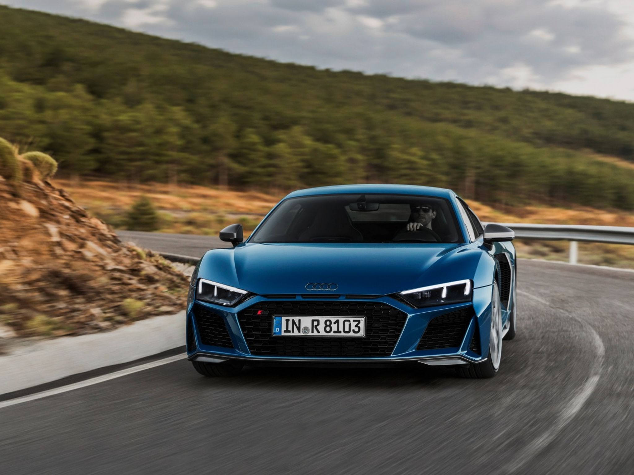 Noticias y artículos sobre el BMW i8, el coche híbrido deportivo de la ...