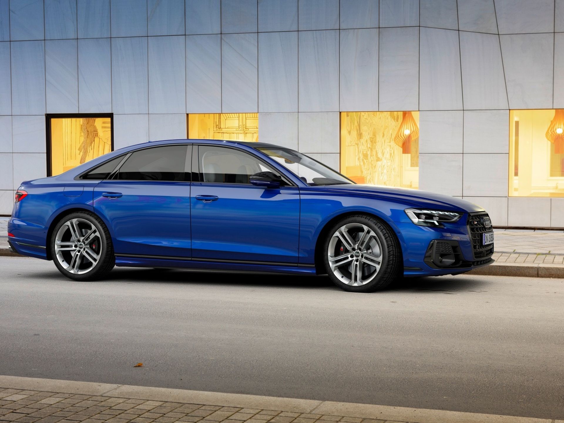 Noticias y artículos recientes sobre el Audi A8 y su evolución en el ...