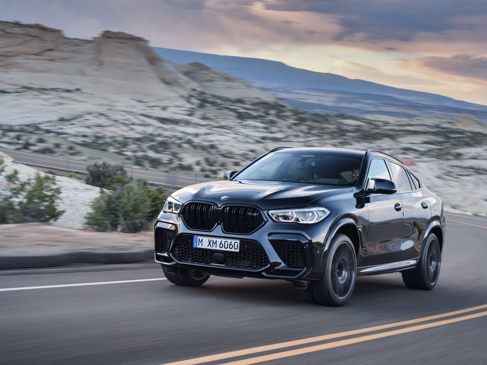 Noticias y artículos sobre el BMW X6, un SUV de lujo de alto ...