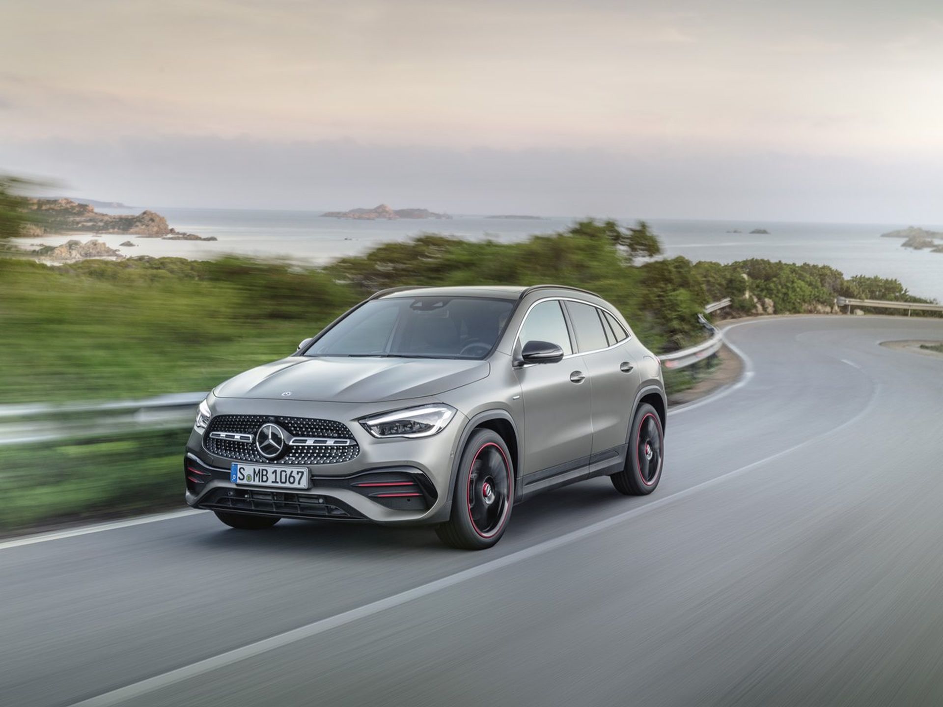Noticias sobre Mercedes GLA: análisis, rendimiento y últimas ...
