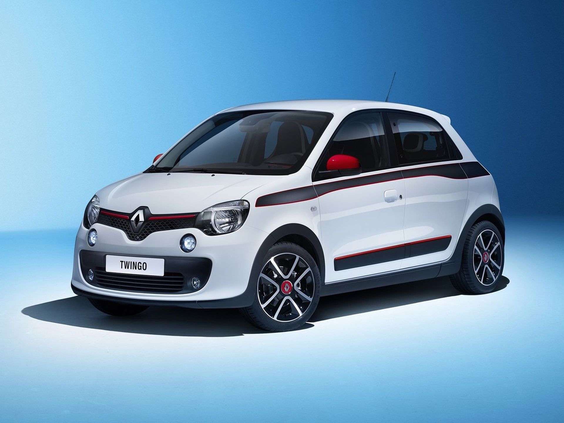 Renault Twingo RS Red Bull Racing RB7: un F1 urbano