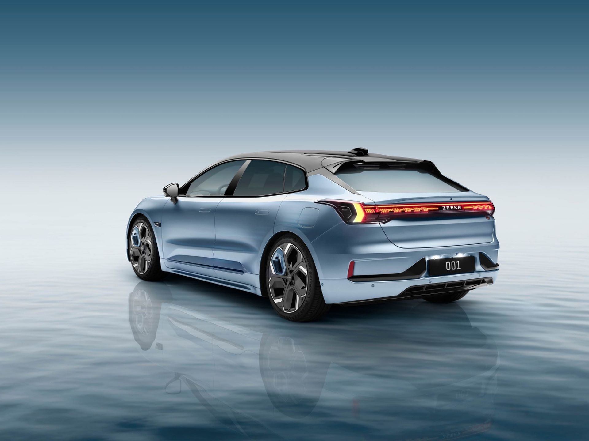 Noticias y artículos sobre el Zeekr 001, el innovador coche eléctrico ...