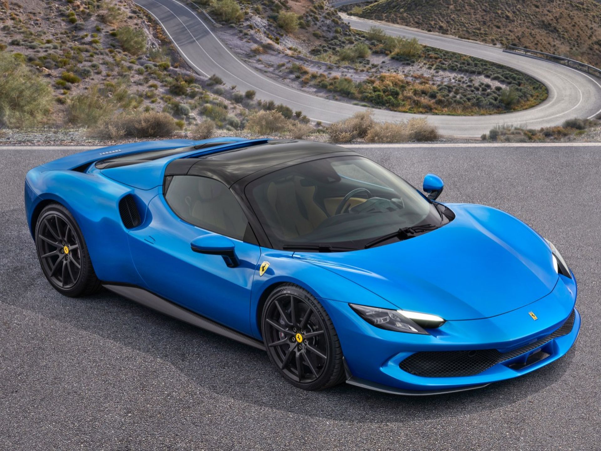 Noticias y artículos sobre el Ferrari 296 GTB, un superdeportivo ...