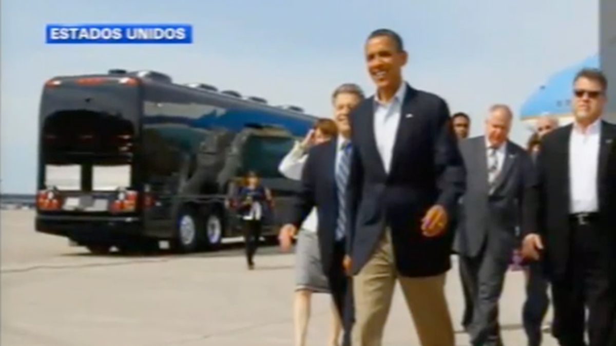 Obama estrena el 'Bus Force One'