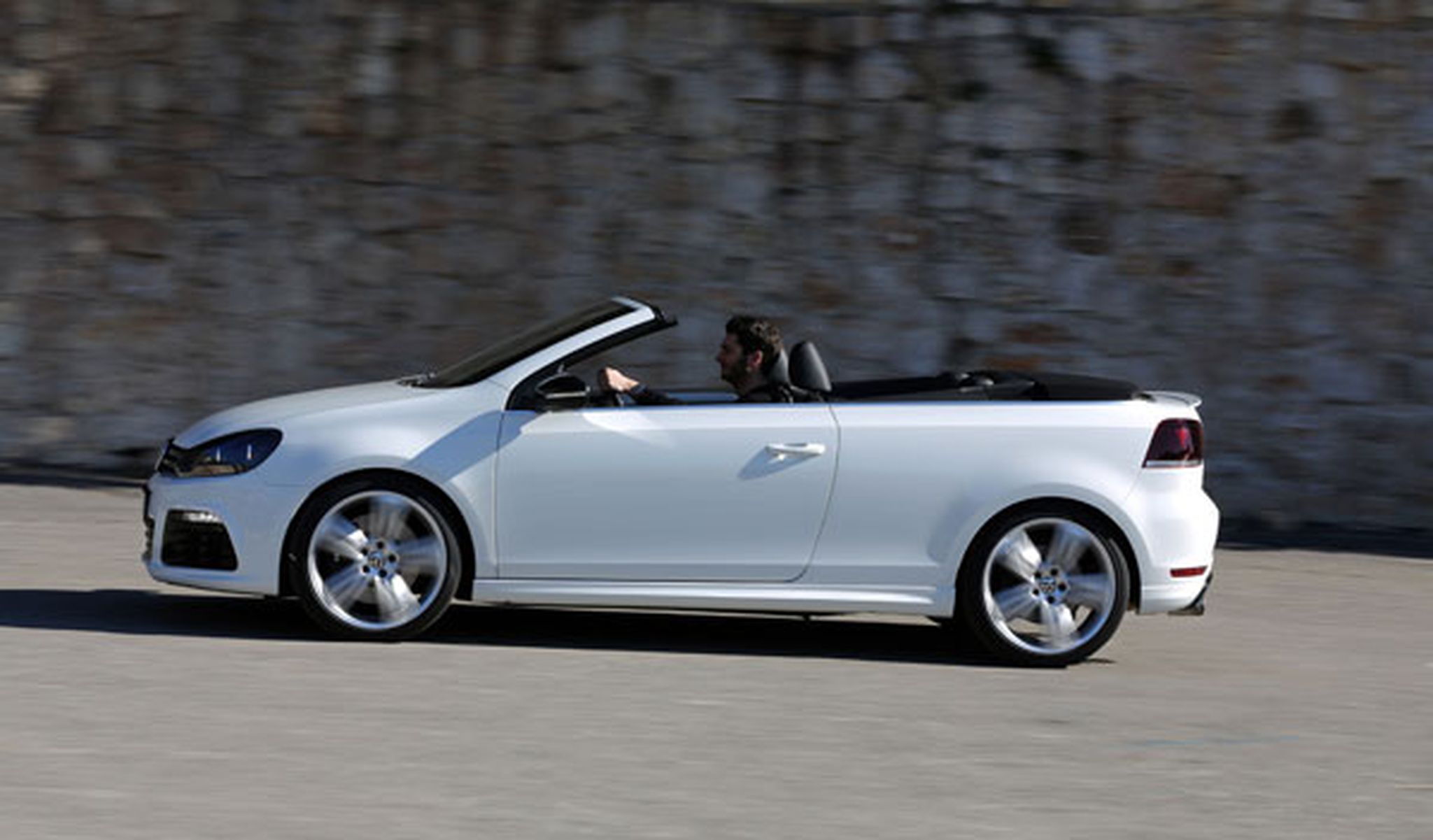 Volkswagen Golf R Cabrio: el más bestia de la gama actual