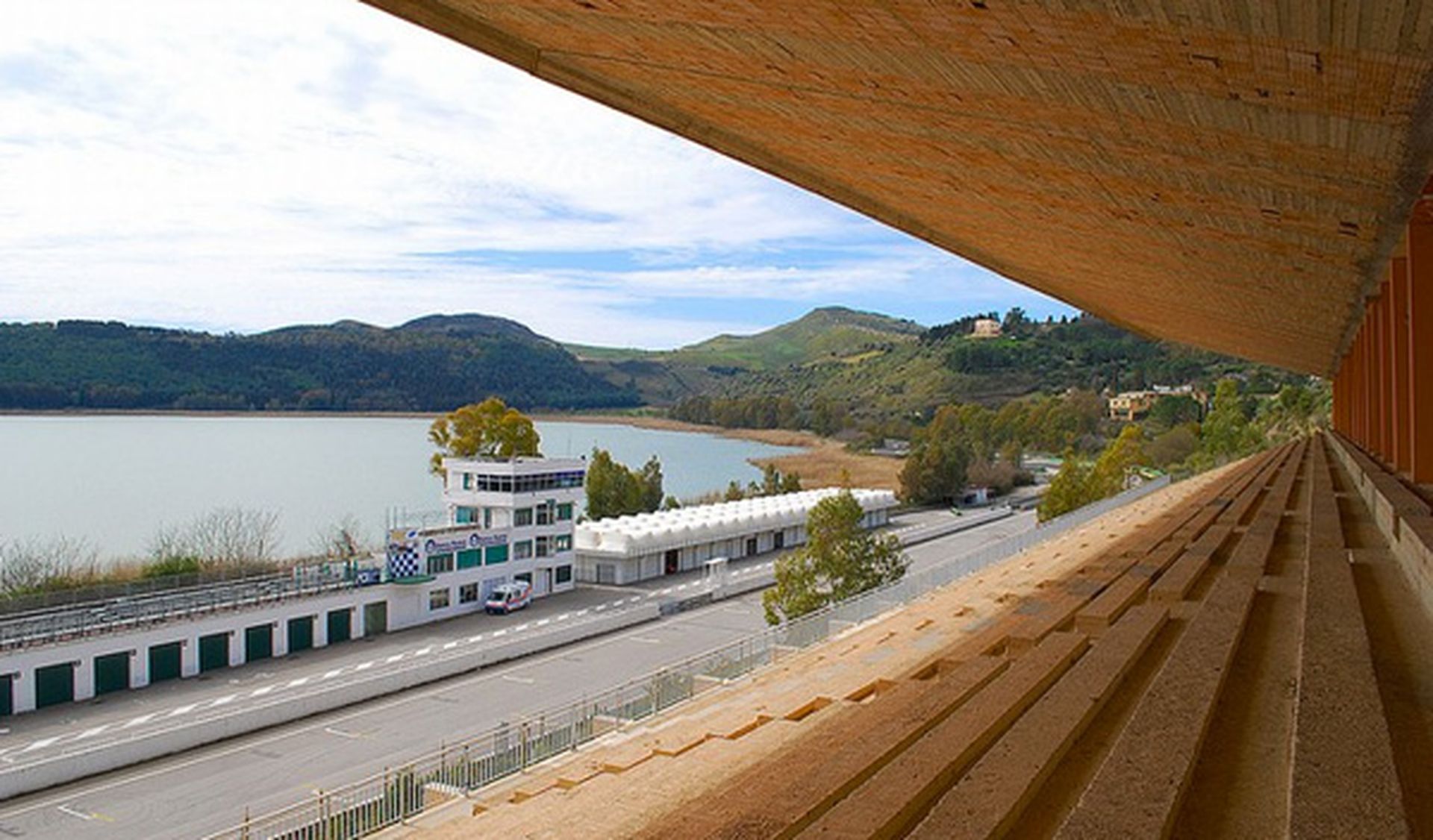 Diez circuitos en los que deberías pilotar tu coche
