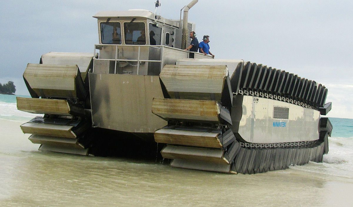 Uhac: el anfibio más radical de los marines americanos