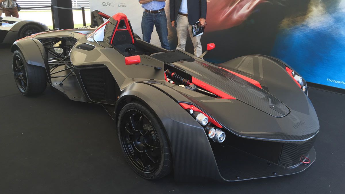 Así rompió el record el BAC Mono 2016 en Goodwood: ¡brutal!