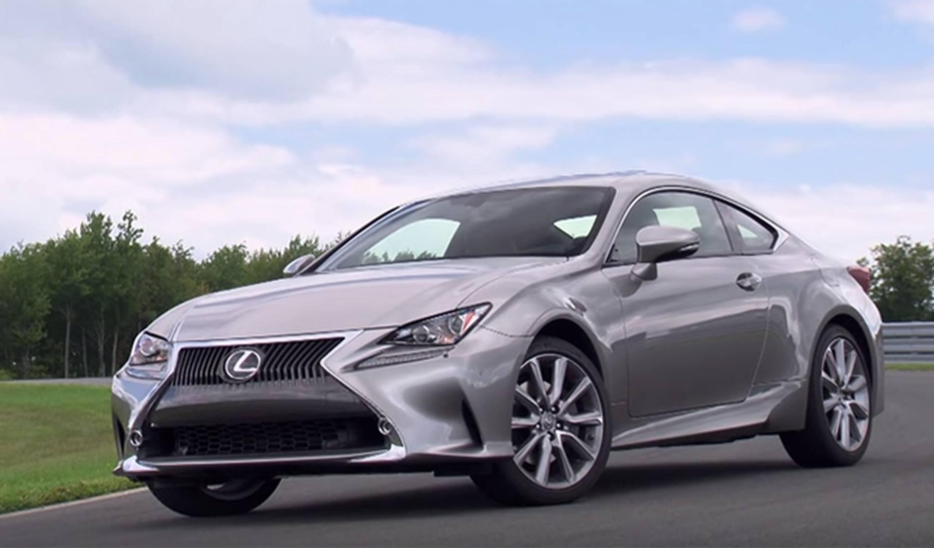 Lexus RC Coupé 2016, bonito ¿verdad?