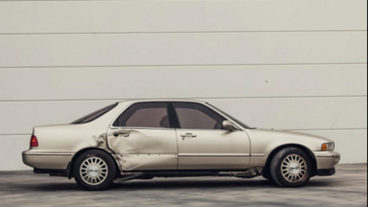 La alucinante restauración del Acura Legend de Ludacris