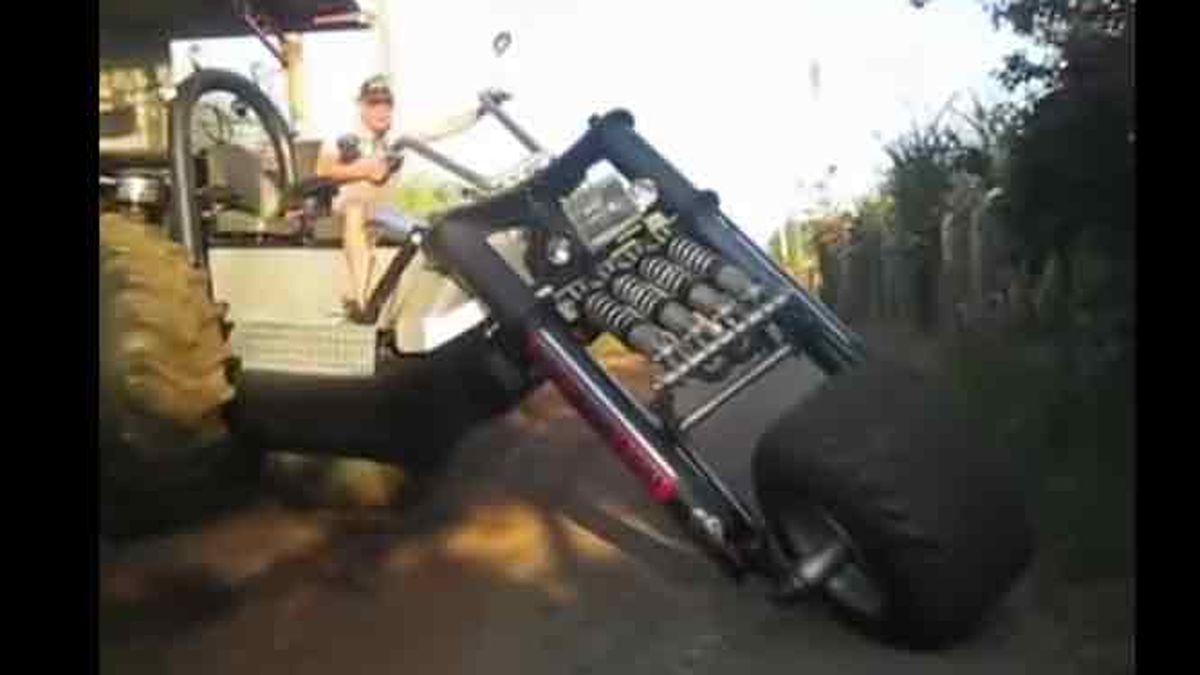 Vídeo: el triciclo tractor más grande del mundo