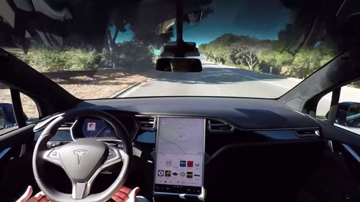 ¡La actualización del software de Tesla llega ya!