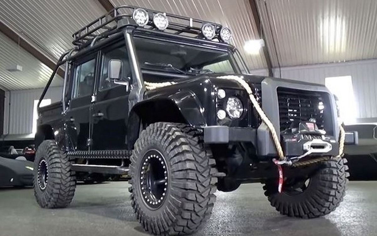 Land Rover Defender SVX, una máquina capaz de todo