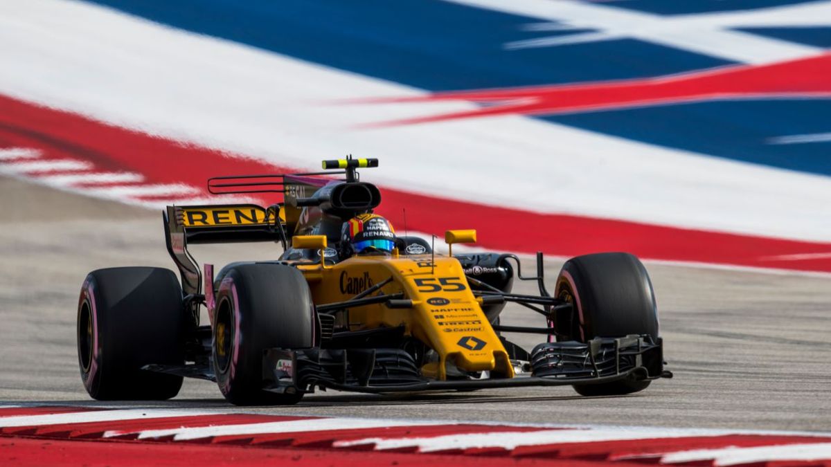 Carlos Sainz, séptimo, aprueba con nota en su debut con Renault