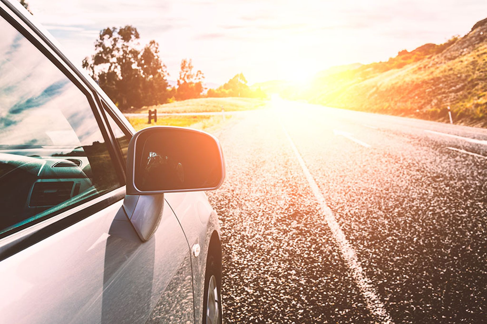 ¿Qué podemos hacer cuando el sol nos deslumbra conduciendo?