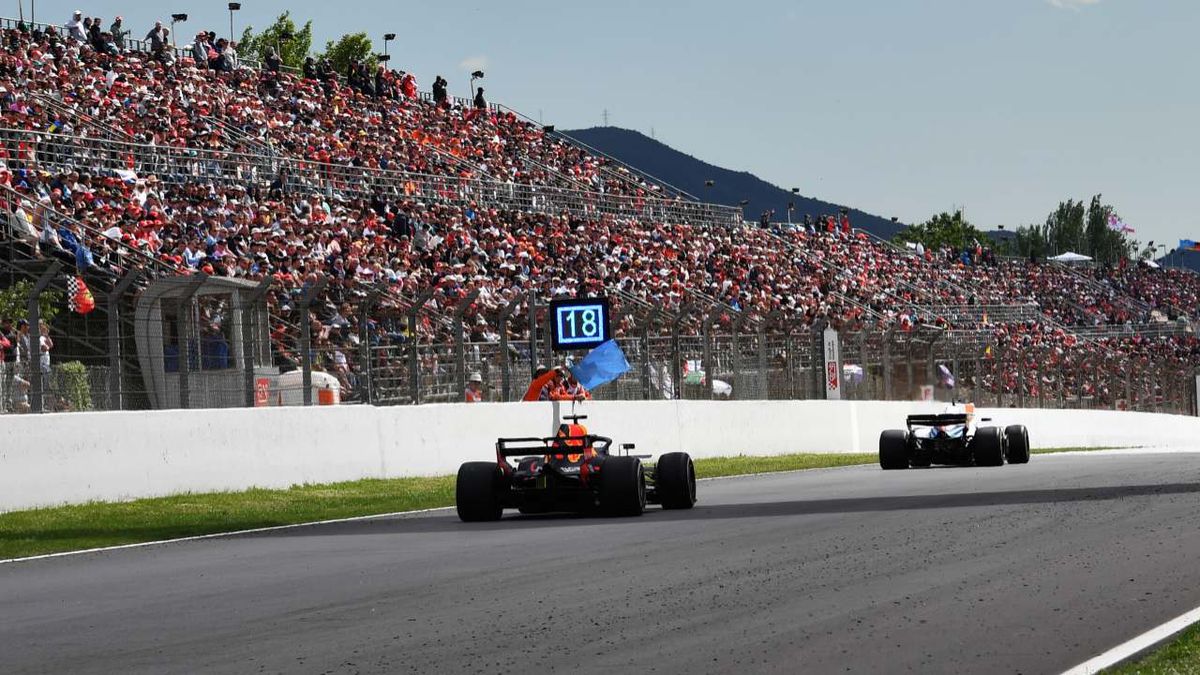 ¿Se plantea la FIA eliminar las banderas azules de la F1?