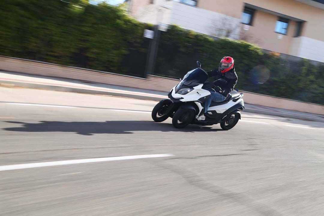 Prueba Quadro4: la moto-SUV de cuatro ruedas para el carnet B