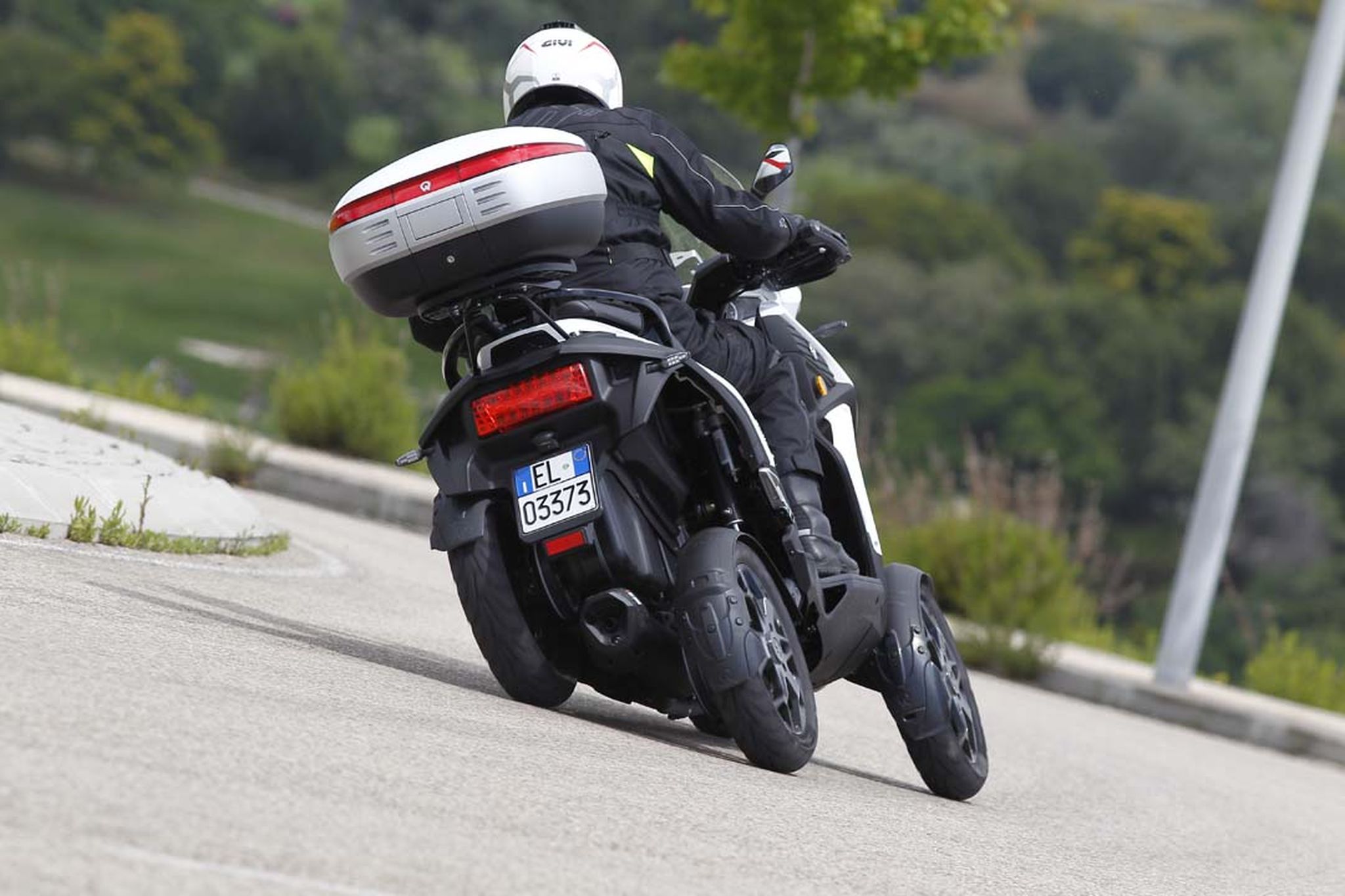 Prueba Quadro Qooder: la nueva moto de cuatro ruedas y carnet B