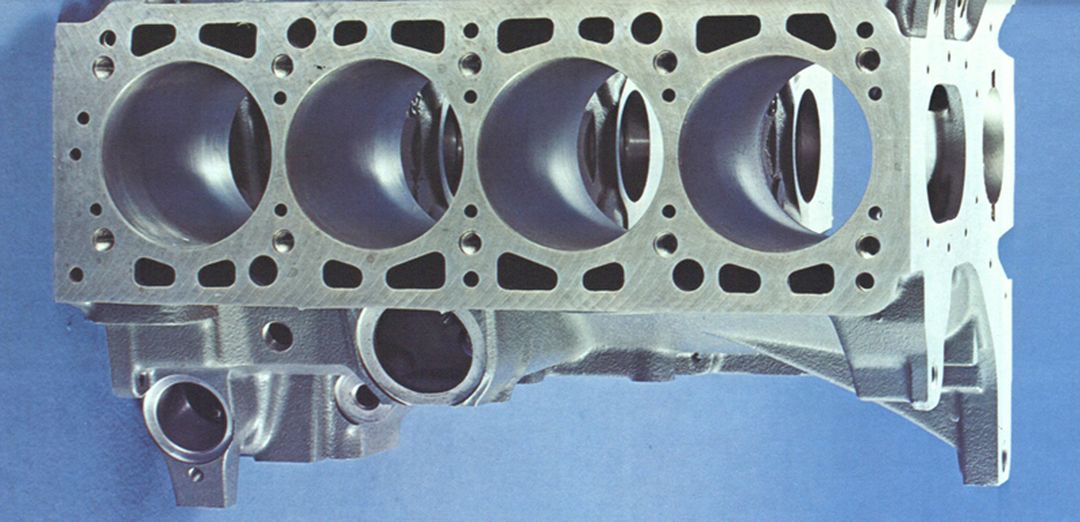 ¿Cuáles son las piezas de un motor de coche?