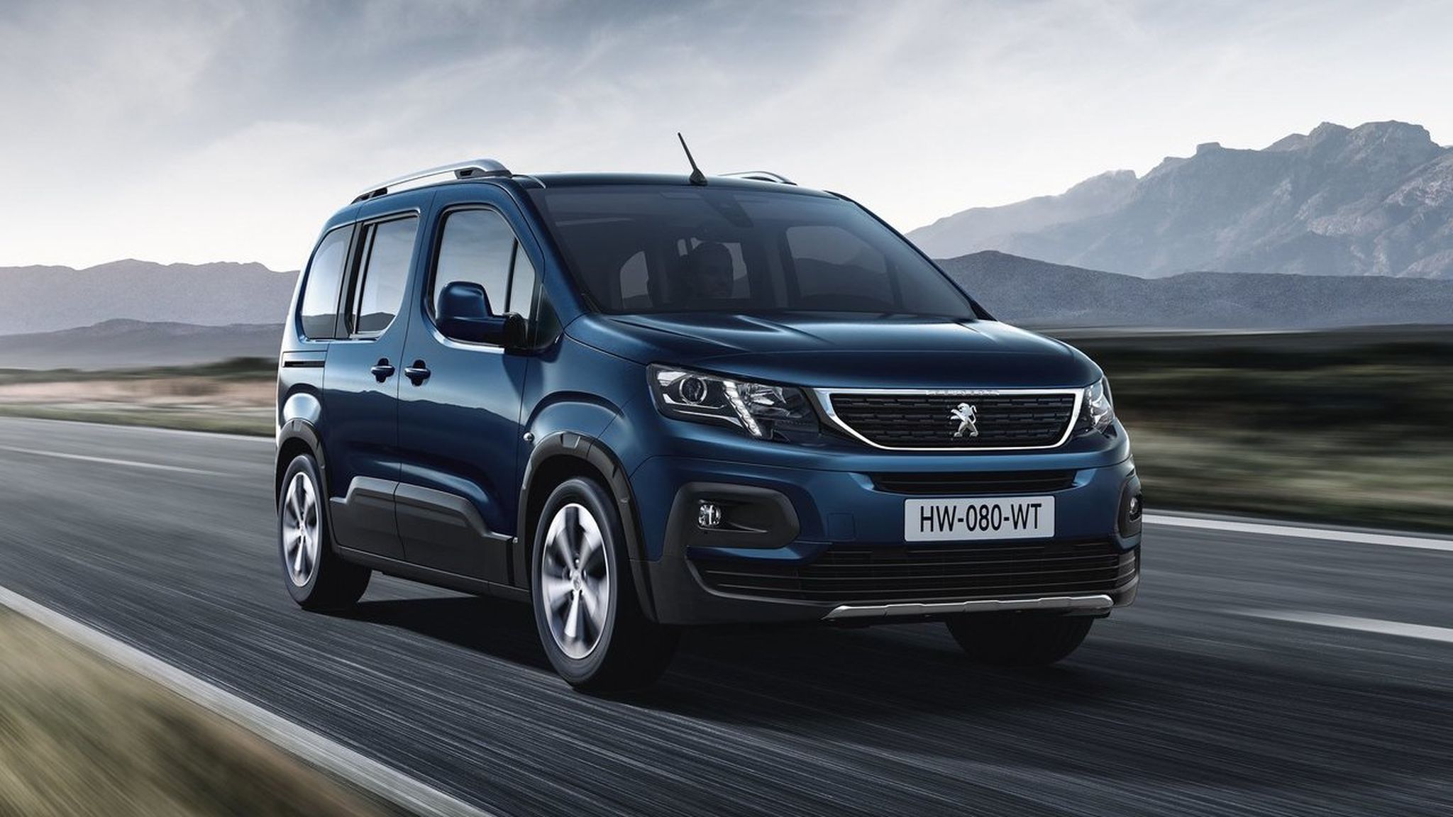 Peugeot Rifter o Volkswagen Caddy, ¿cuál comprar en 2022?