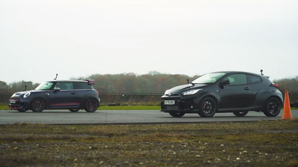 Vídeo: Toyota GR Yaris vs Mini John Cooper Works GP