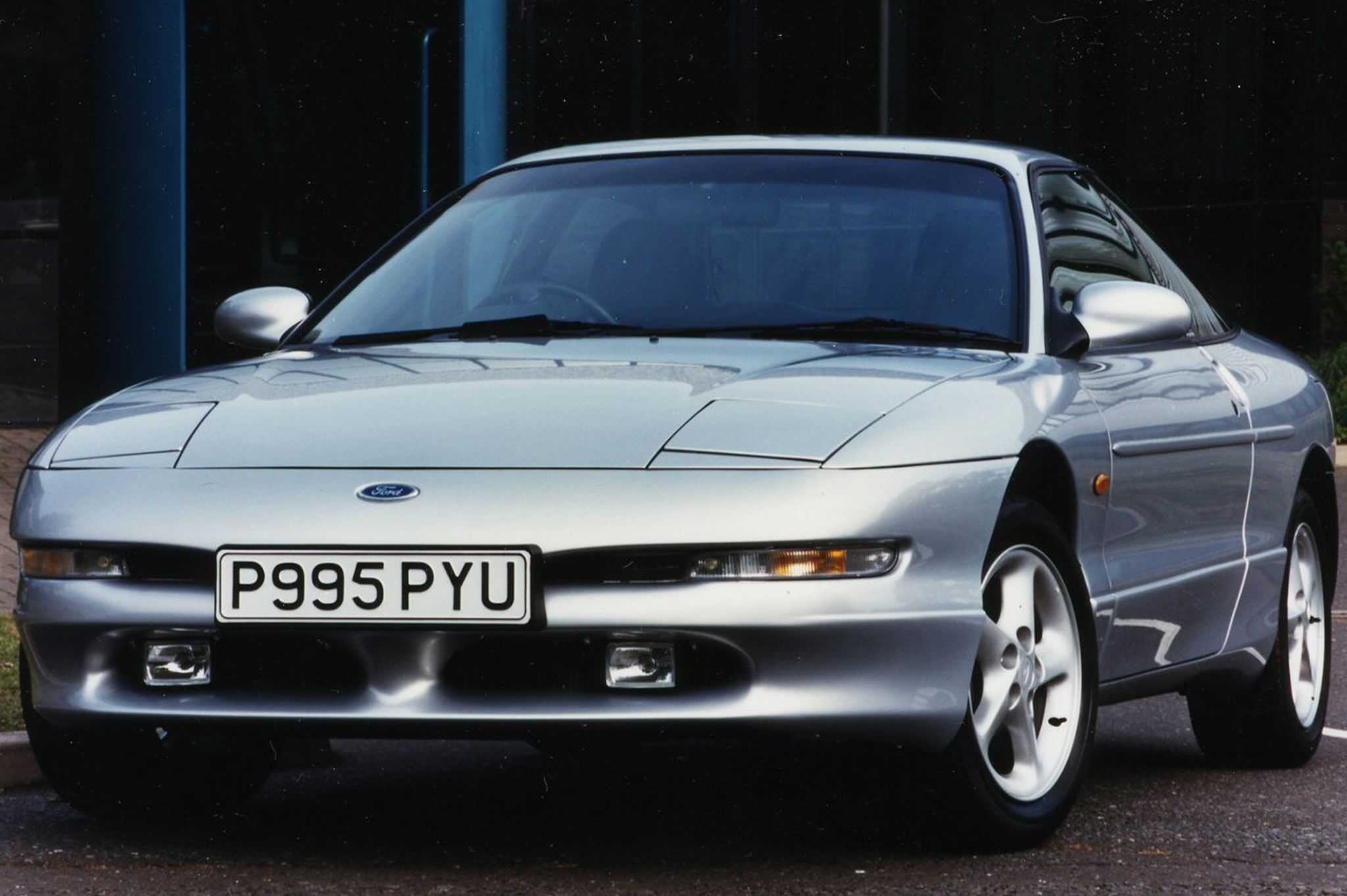 La increíble historia del Ford Probe