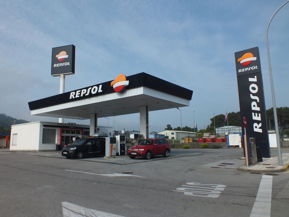 Repsol duplica sus descuentos en carburantes para ayudar a subir la ...