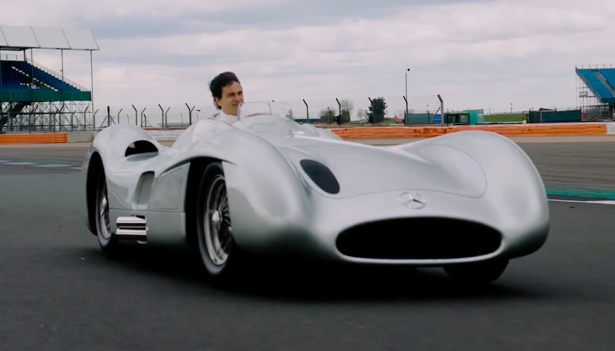 VÍDEO: Homenaje al Mercedes W196, la leyenda de la competición | Auto ...