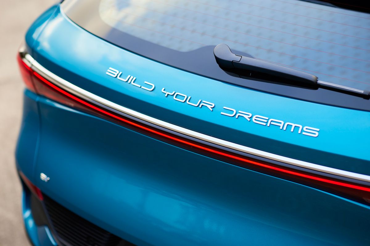 El significado de las letras de BYD Auto