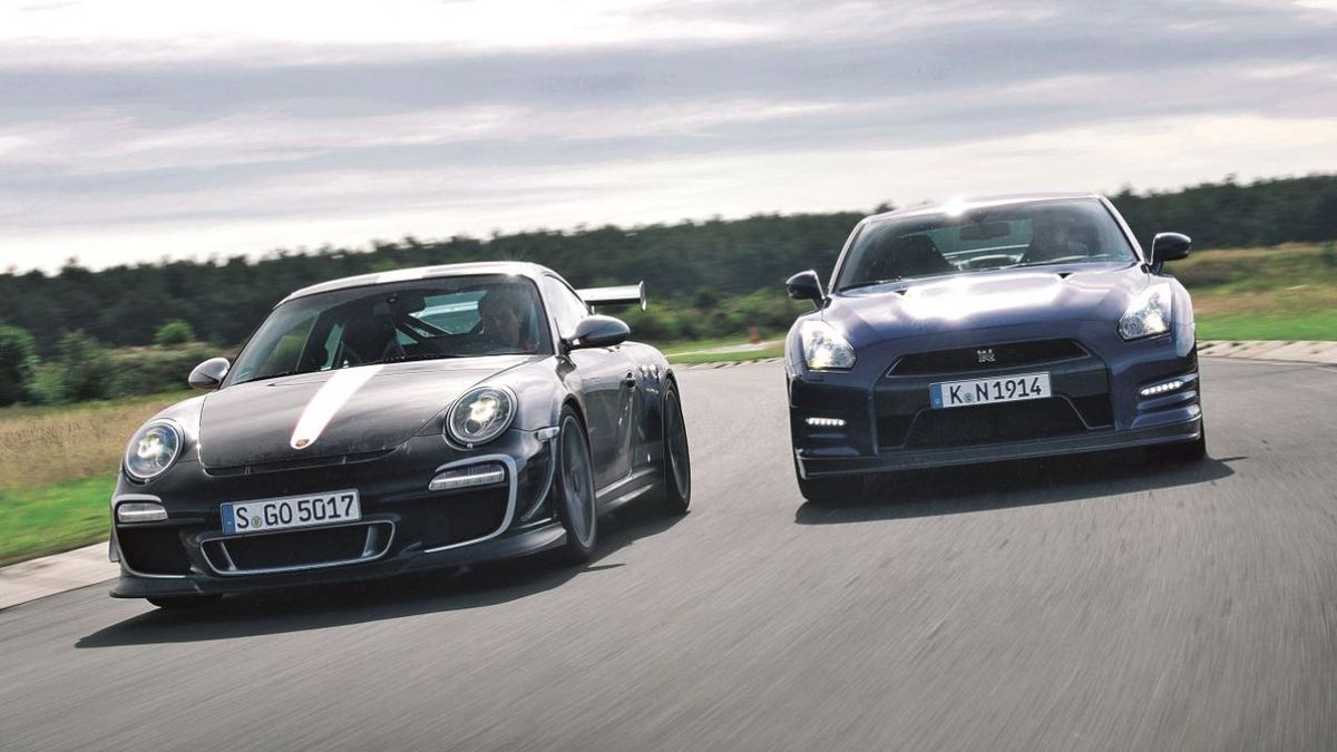 Comparativa retro: Nissan GT-R vs Porsche 911 GT3 RS 4.0