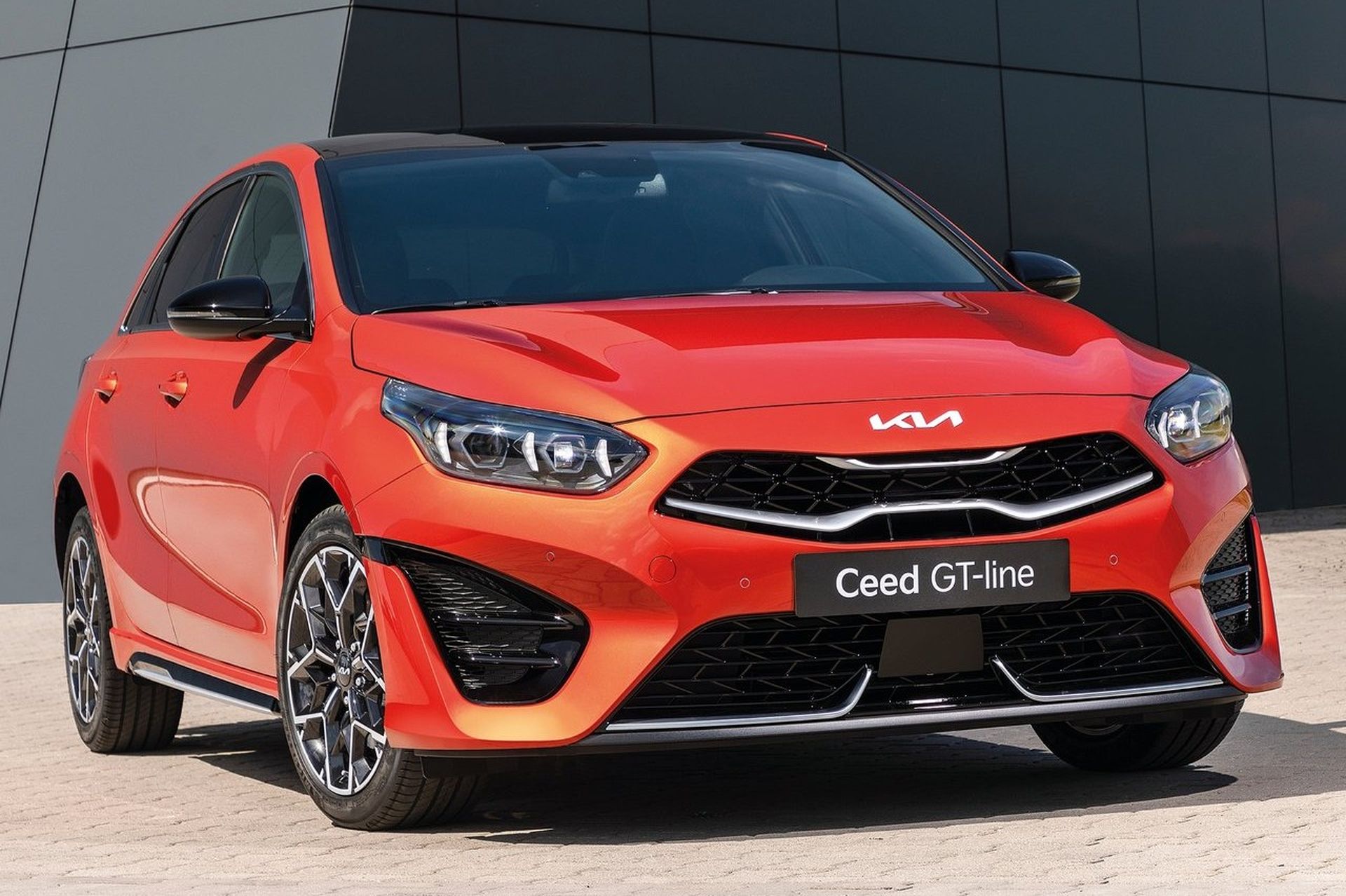 Kia XCeed Vs Kia Ceed, estas son sus cinco principales diferencias