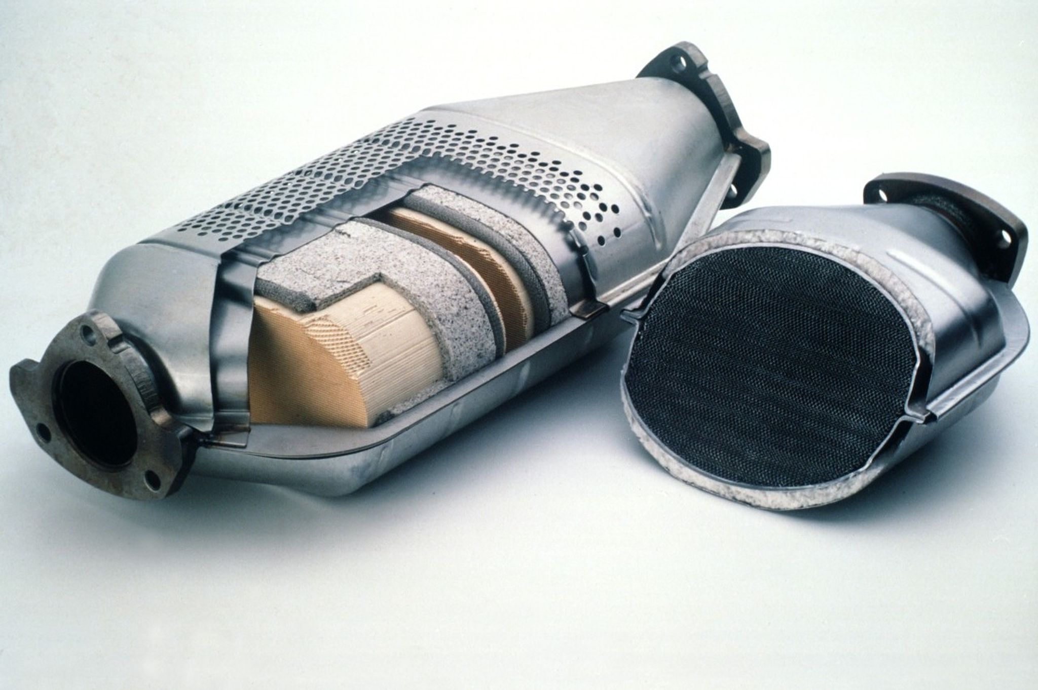 Catalizador: qué es, cómo funciona, elementos que lo componen...