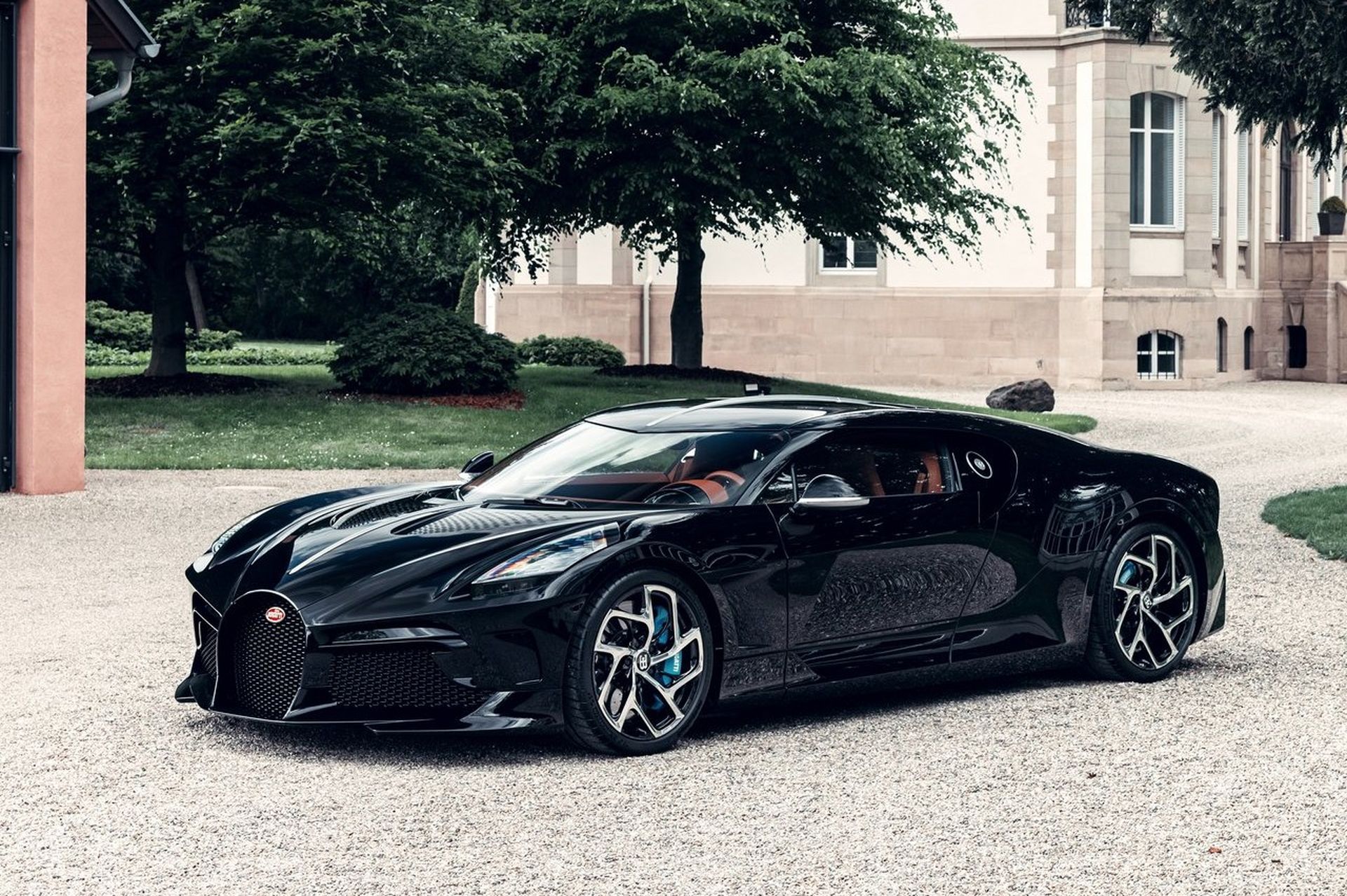 Cazan a Cristiano Ronaldo por Madrid con su Bugatti Centodieci de más ...