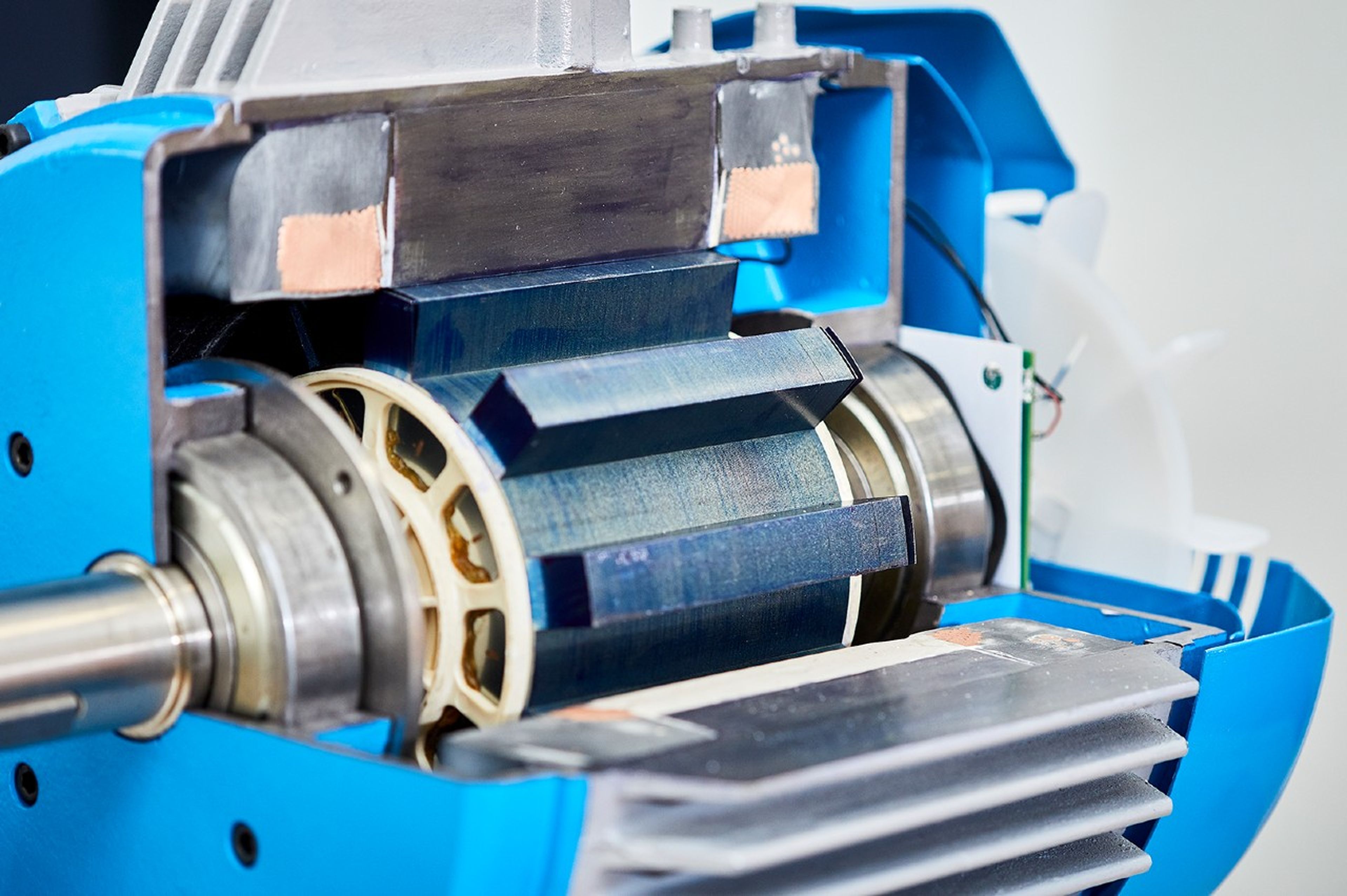 Smart Motor System, el primer motor eléctrico inteligente que permite ...