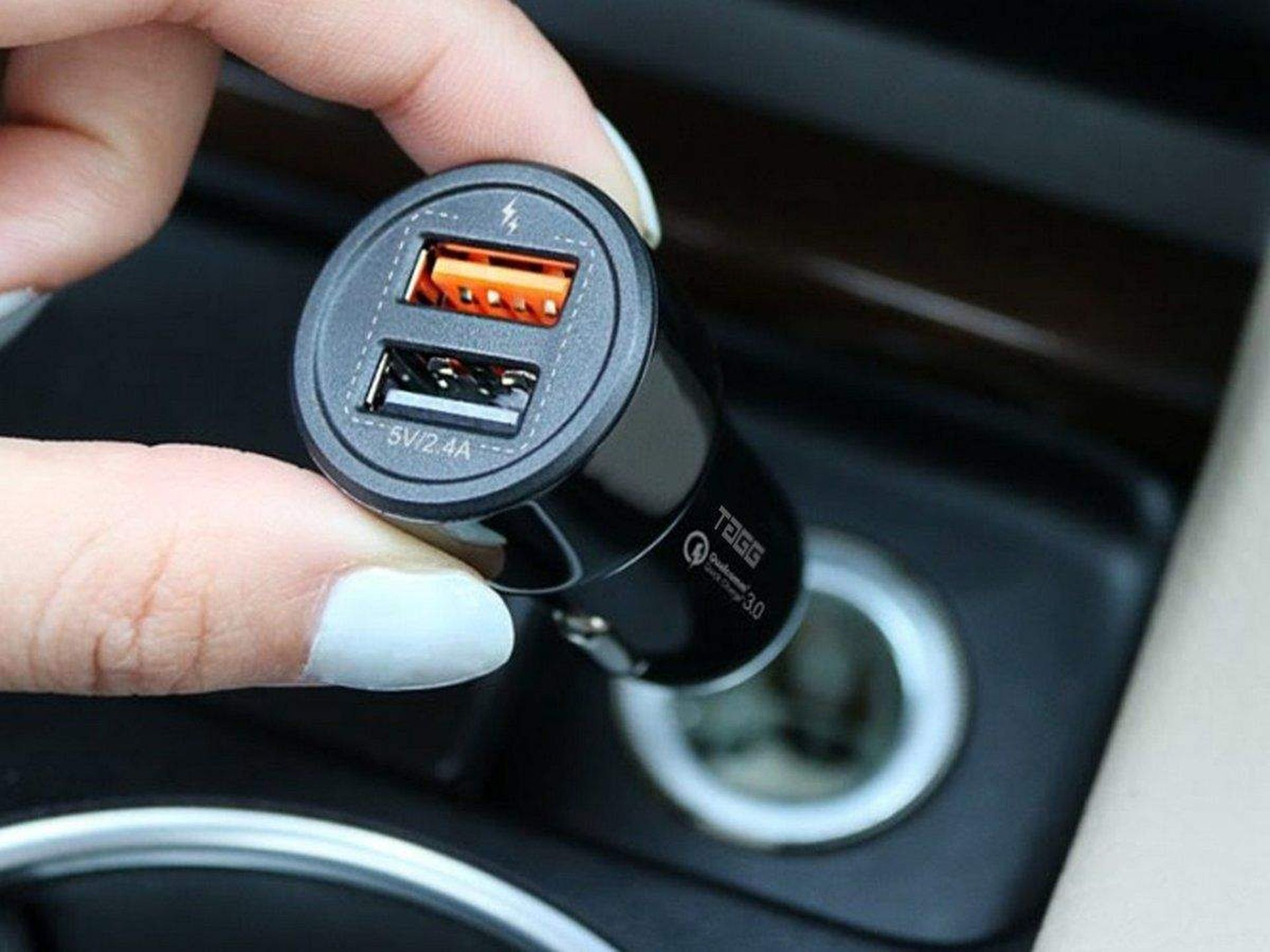 Cargadores USB para coche: qué deberías saber y qué modelos comprar