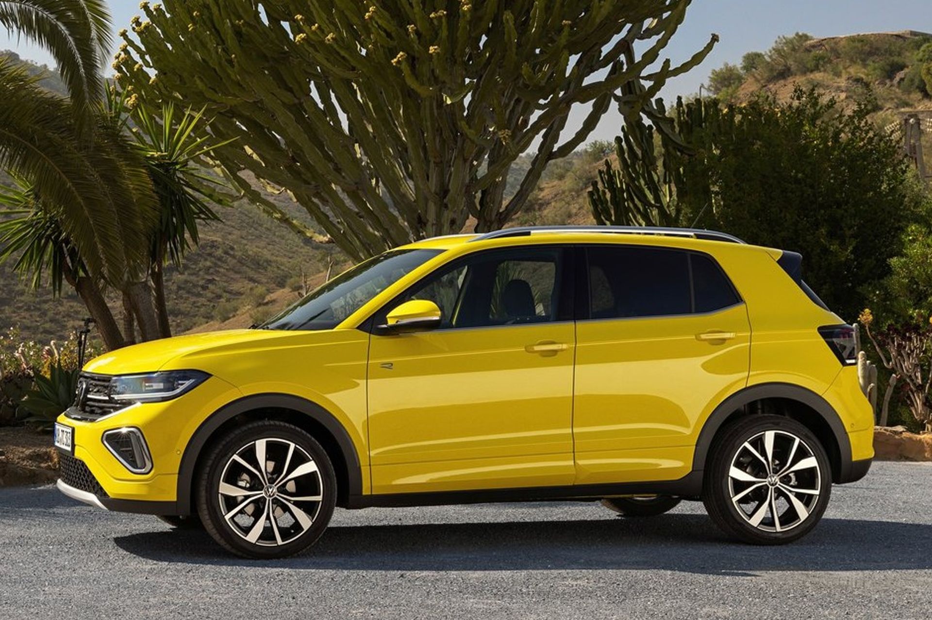 Volkswagen T-Cross vs Volkswagen T-Roc, estas son sus cinco principales ...
