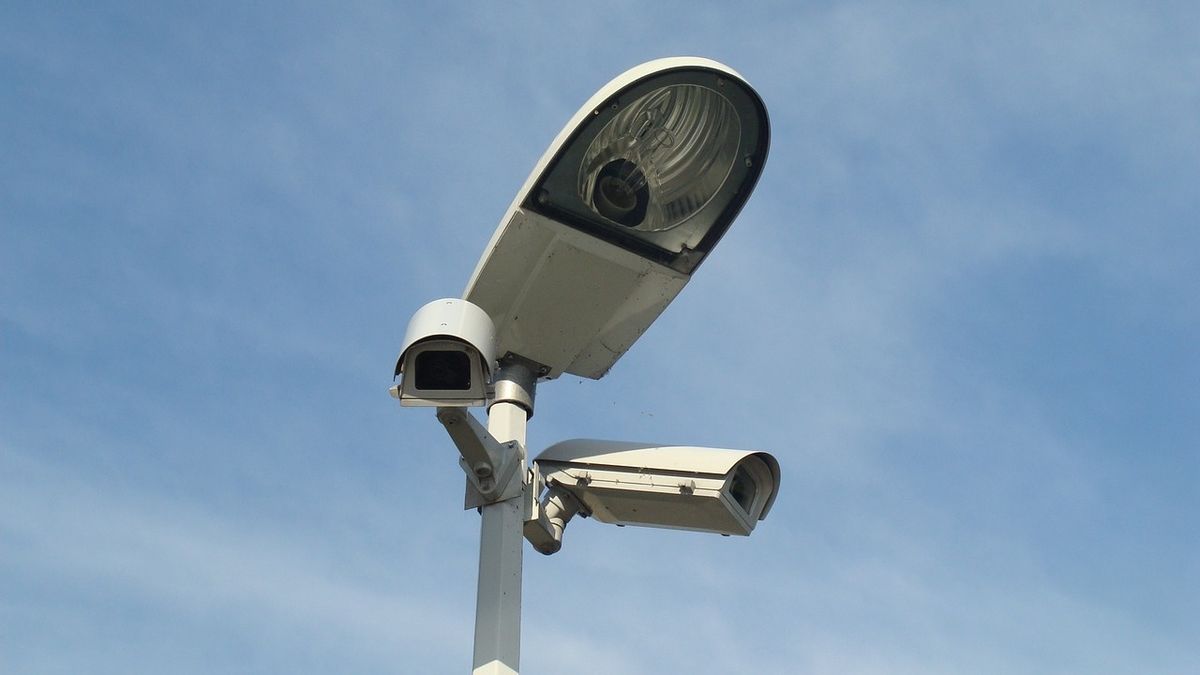 Así funciona el nuevo radar de la DGT para multarte si te saltas un stop