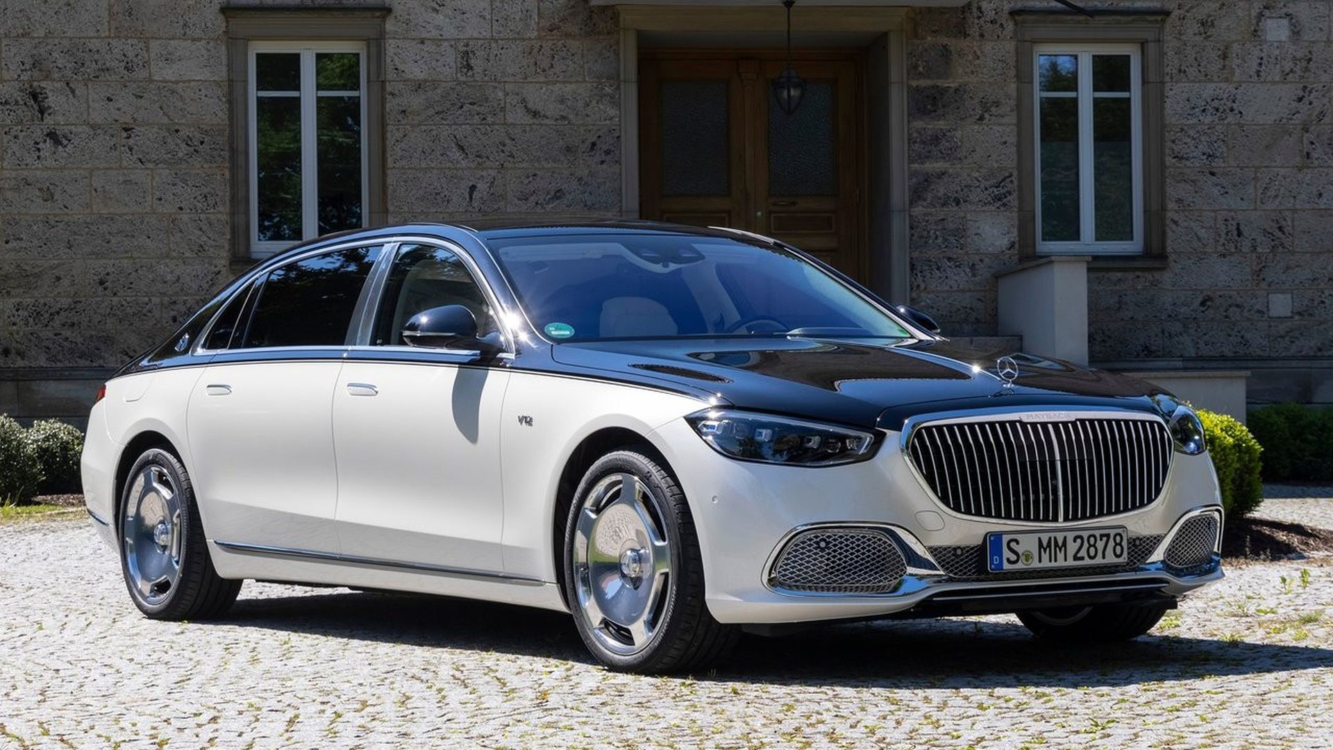 La increíble historia del Maybach S680