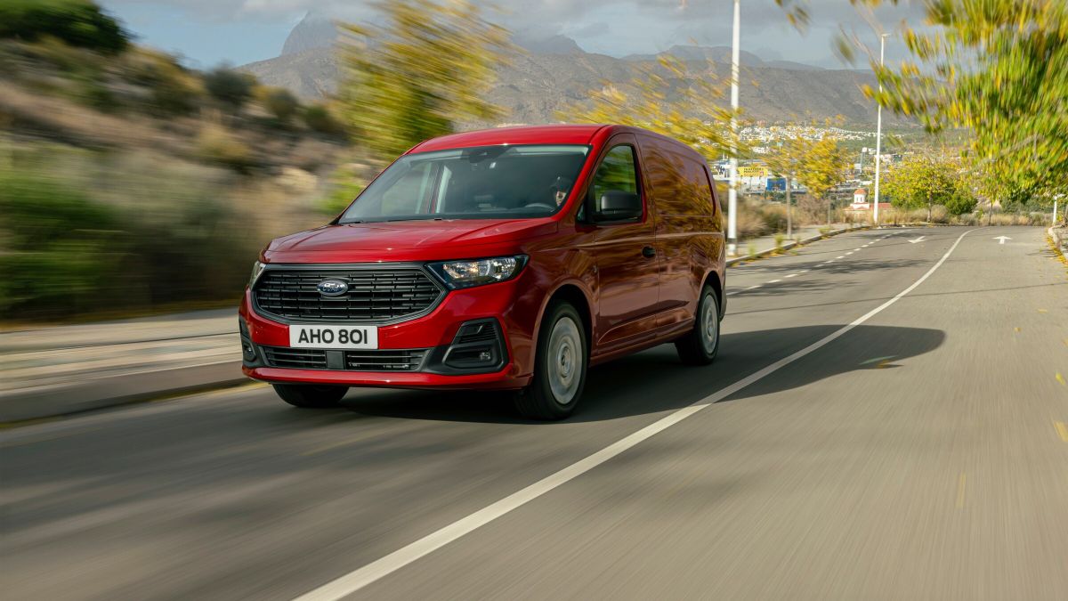 Ford Pro presenta la Transit Connect PHEV, con hasta 110 kilómetros de ...