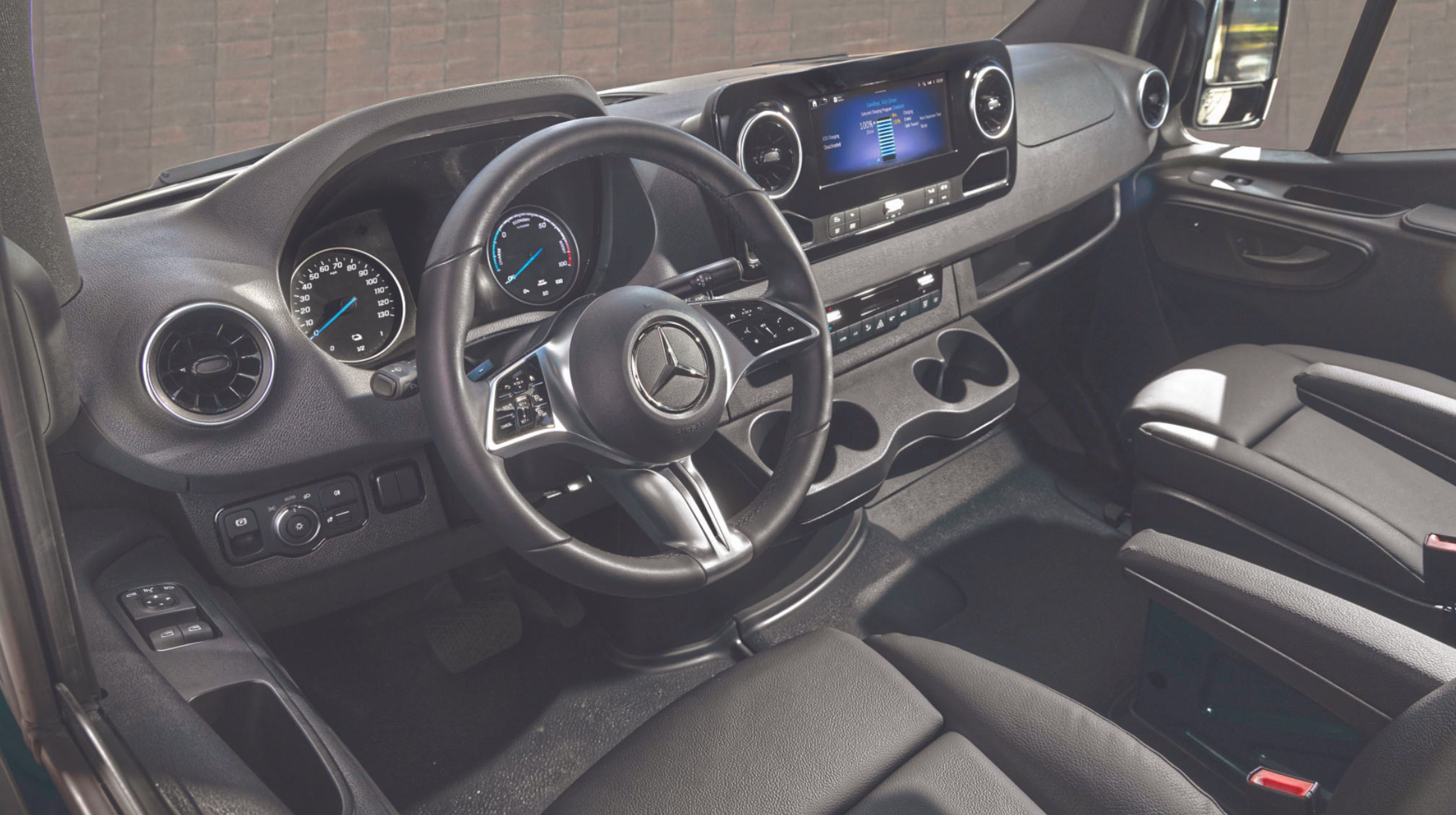 Hemos probado la Mercedes eSprinter: la furgoneta eléctrica ya es el ...