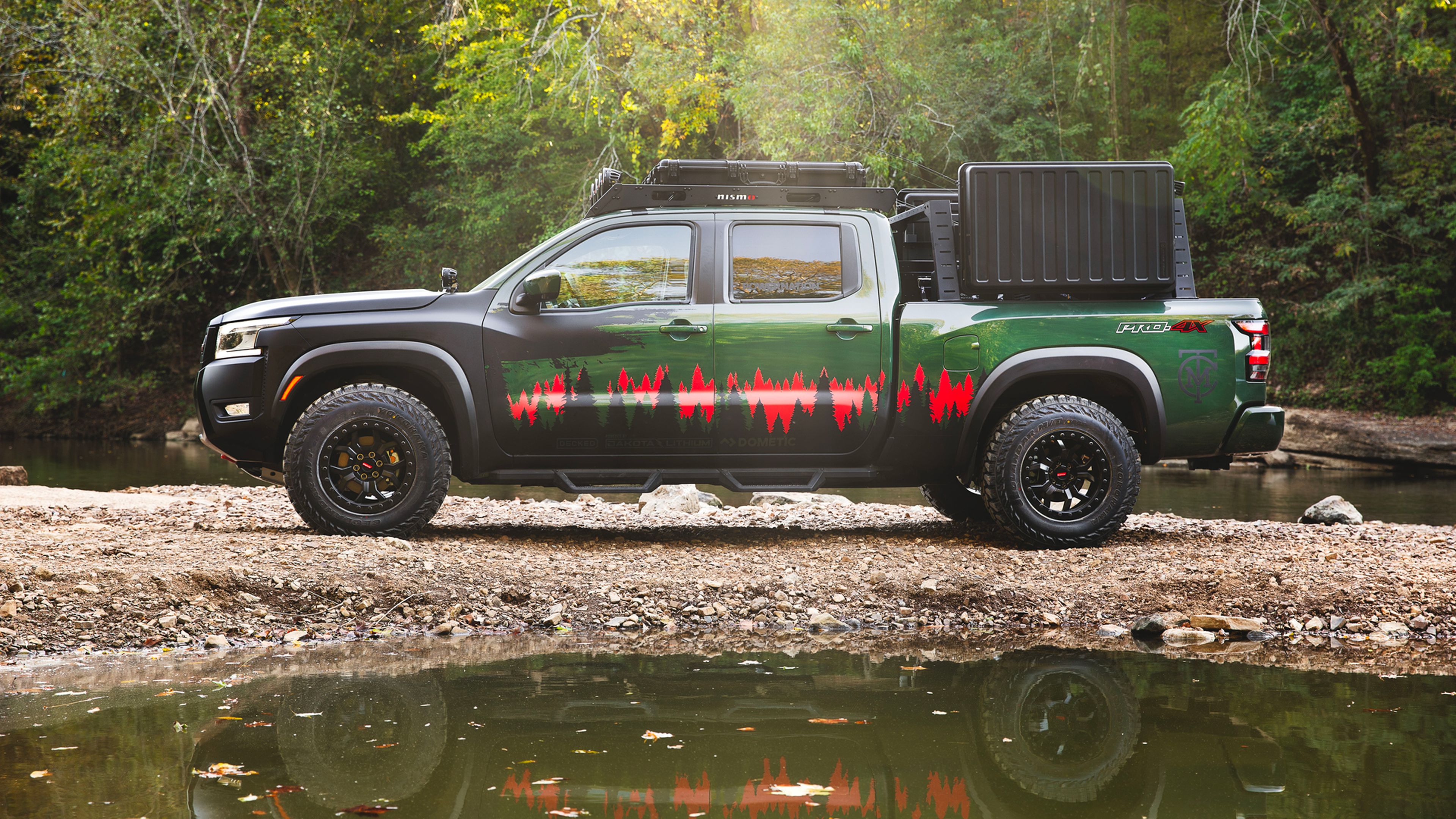 VÍDEO: Nissan saca músculo en 4x4 con su Frontier Project Trailgater, con TV de 43 pulgadas para ...