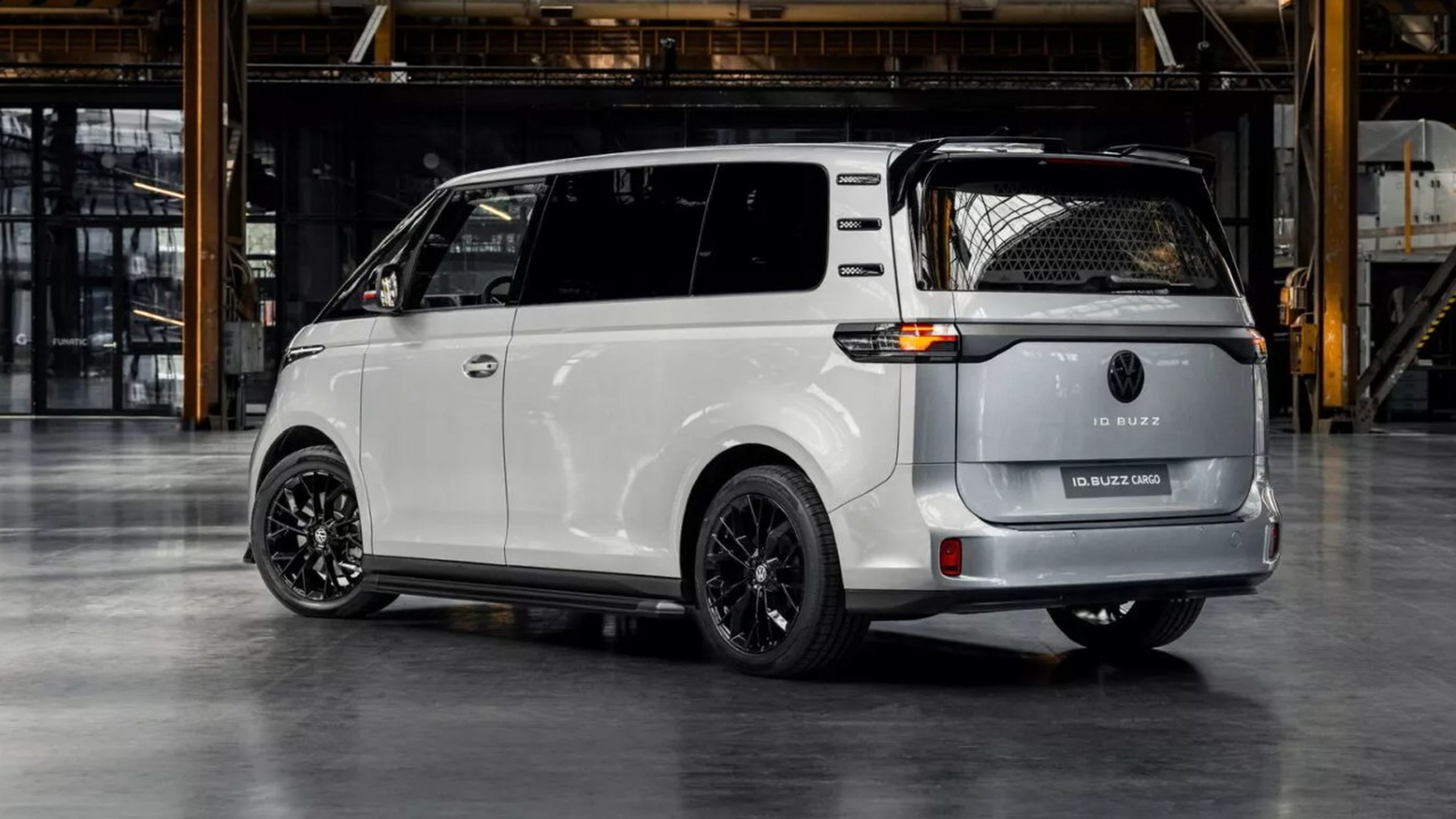 ¿Necesitas una furgoneta eléctrica de carga que sea más deportiva que ...