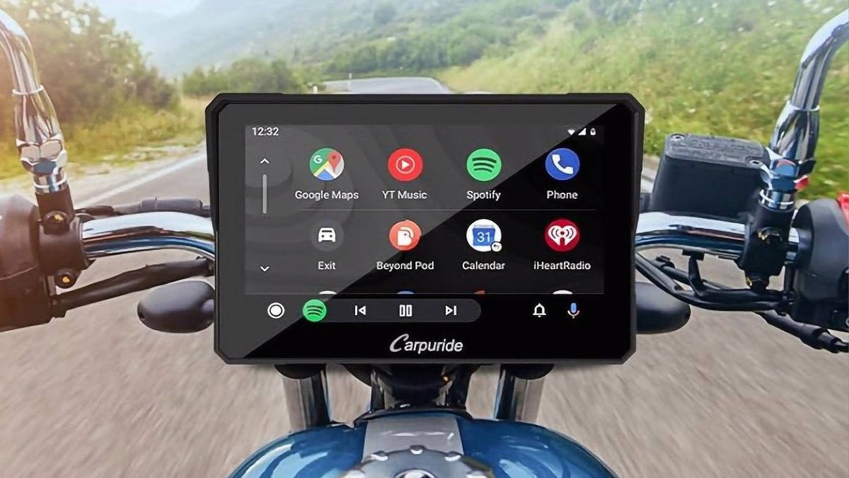 La instalas en minutos y tienes Android Auto (y CarPlay) en tu moto, y ...