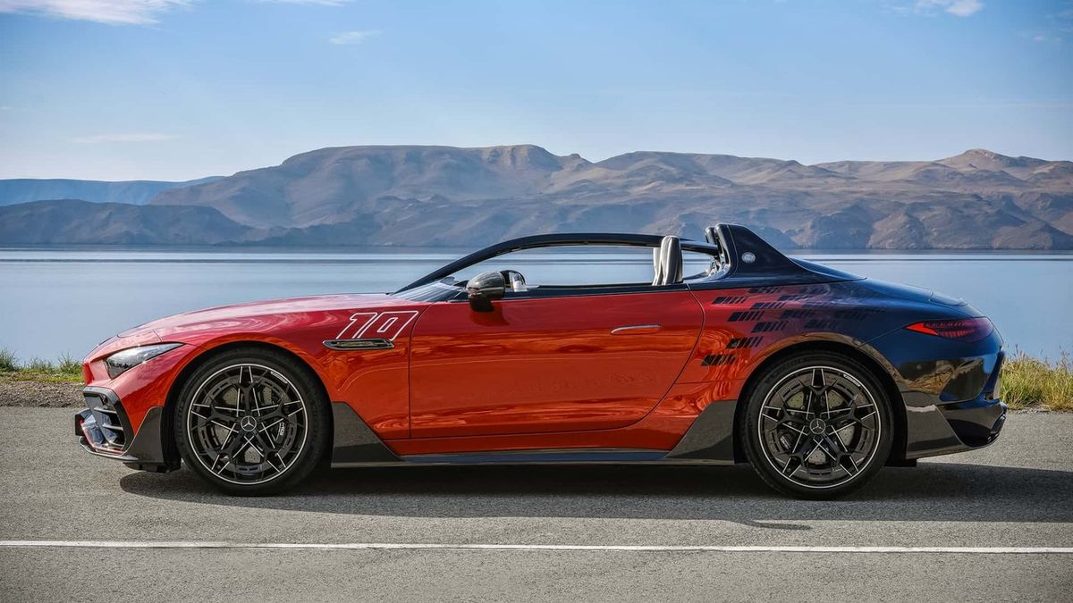 Mercedes-AMG PureSpeed: una barqueta superdeportiva con 585 CV que ...