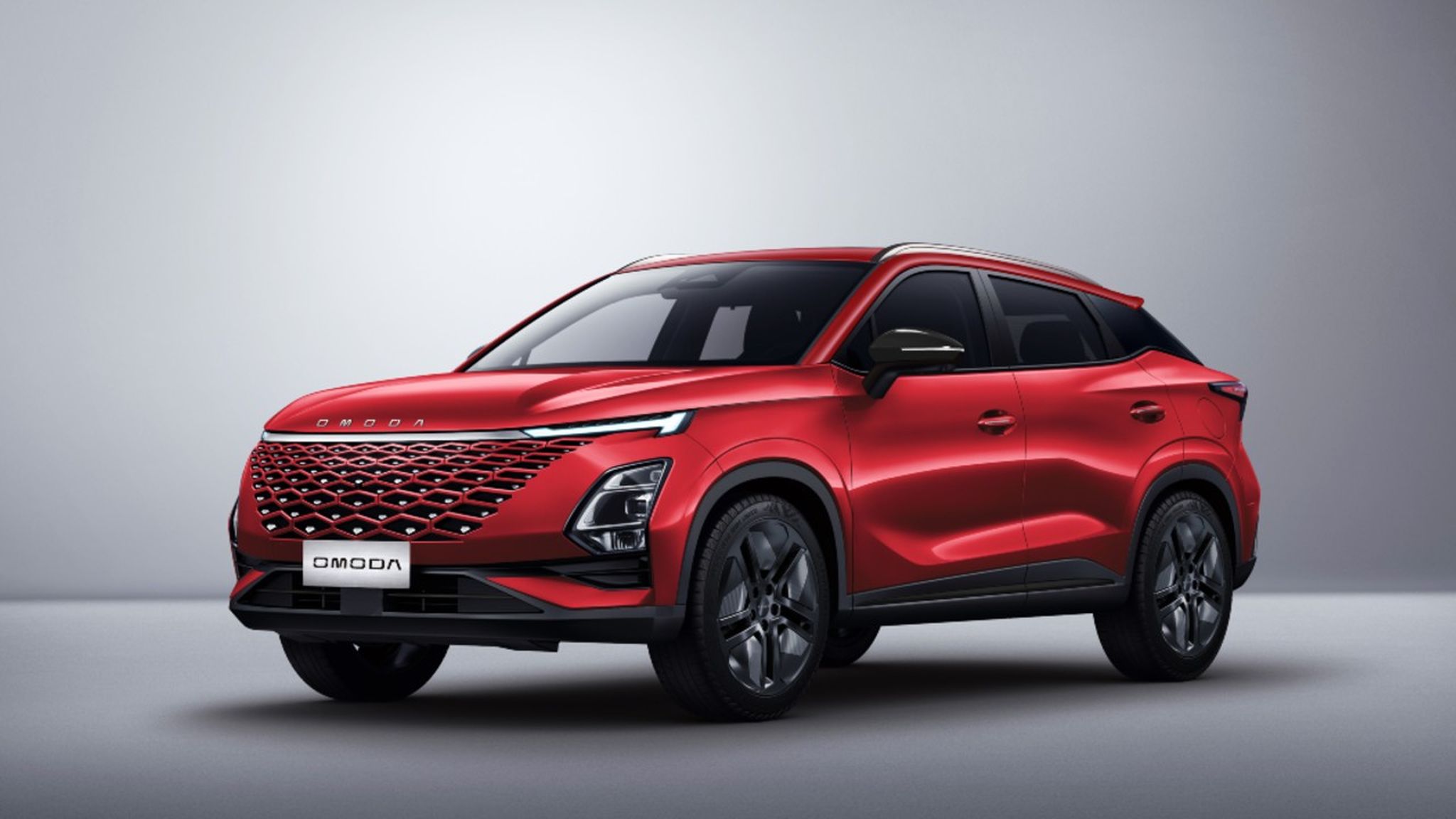 Omoda 5 o Ebro S700, dos SUV muy completos que hace un año no existían ...