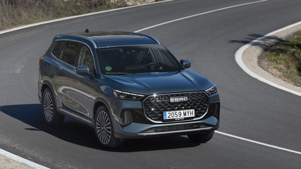He probado el Ebro s800 TGDI 2025, el SUV de 7 plazas que arrasa en ...