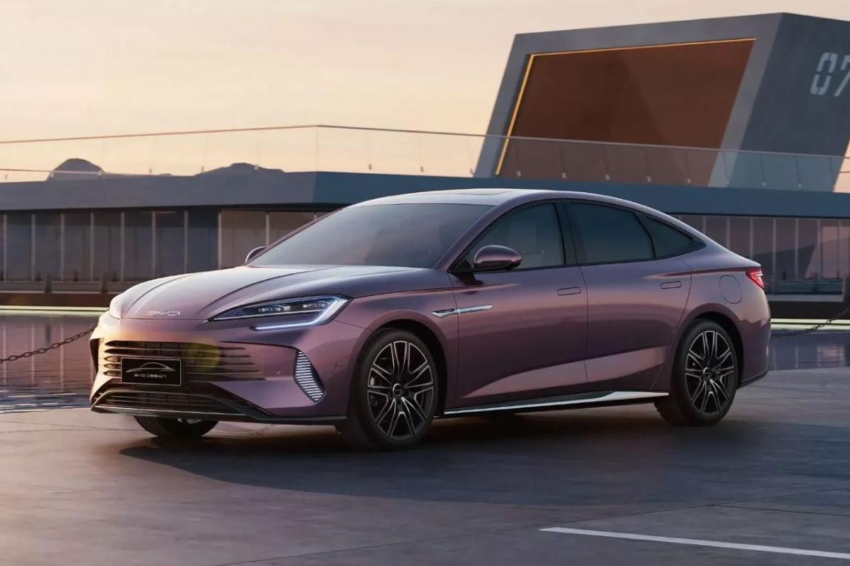 El BYD Chaser 07 es una berlina híbrida enchufable china que podría llegar a España -- Autobild.es