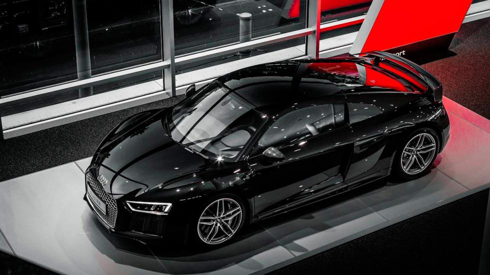 El Audi R8 V10 más elegante 'viste' de negro -- Autobild.es